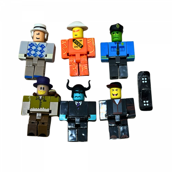 Best Online Shopping Store in Karachi | Roblox Figure 4Asst 19080